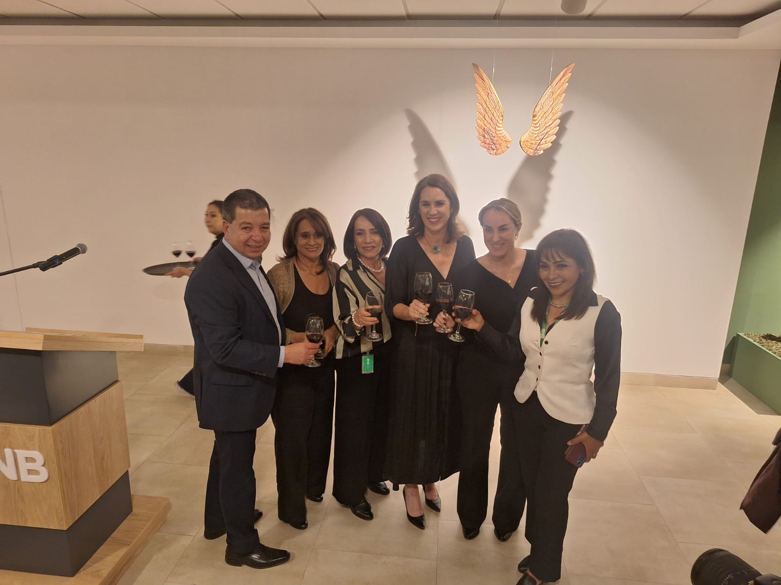 Nota de prensa BNB ART inaugura la Expo de Kirah Design – Liderazgo ...